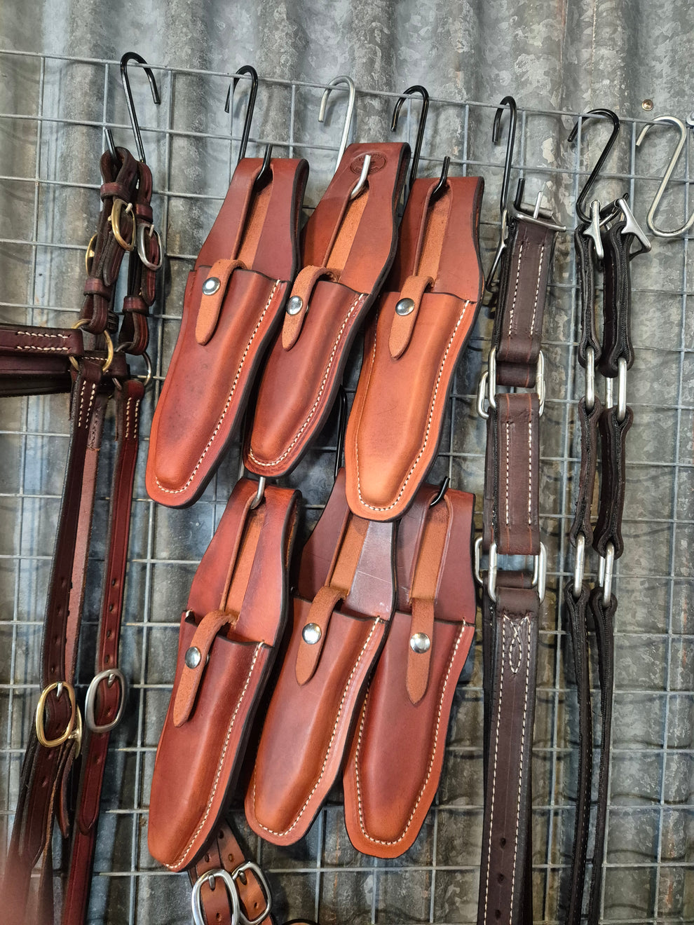 Pliers pouches – davidearlecustomsaddles